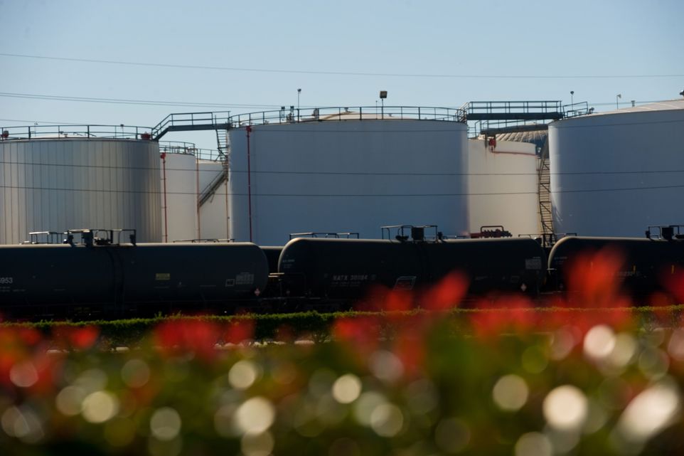 Specialised cleaning services in the US | Stolthaven Terminals | Our ...