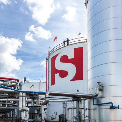 Stolt-Nielsen - Experts in bulk-liquid logistics and aquaculture