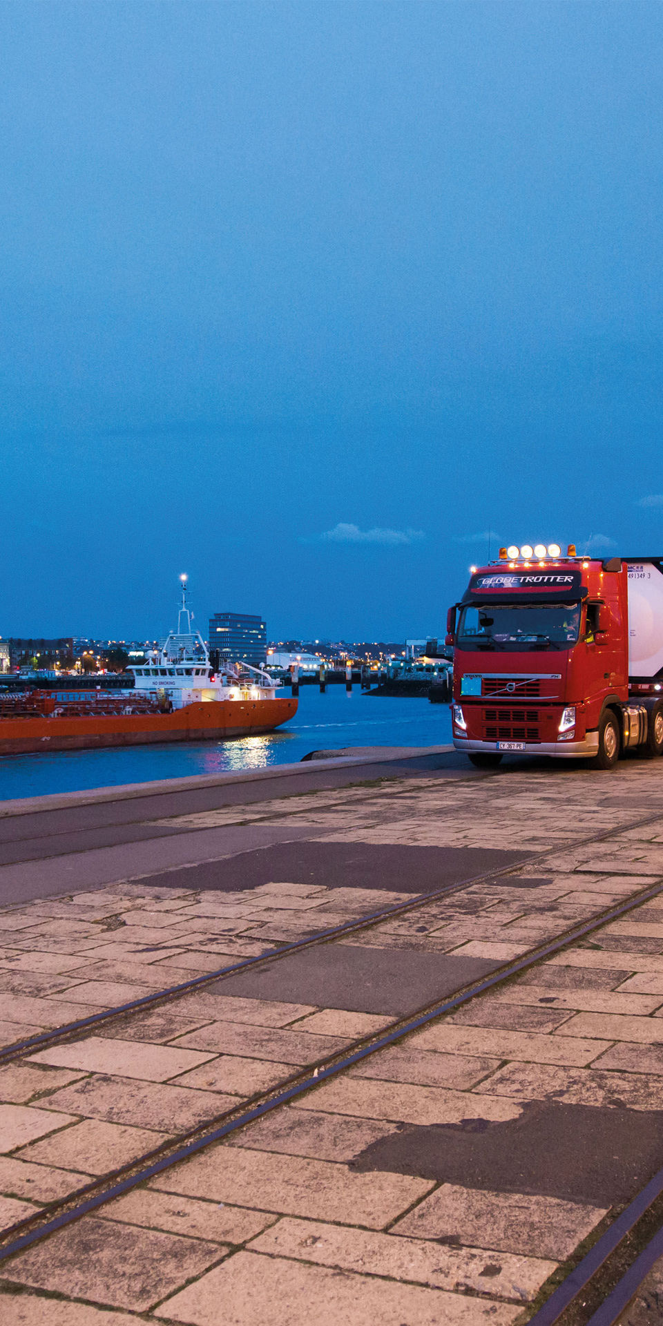 Stolt Tank Containers | Our businesses | Stolt-Nielsen