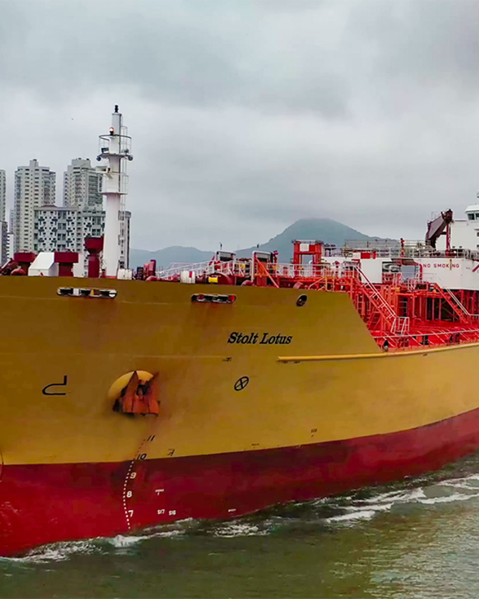 Stolt-Nielsen - Experts in bulk-liquid logistics and aquaculture