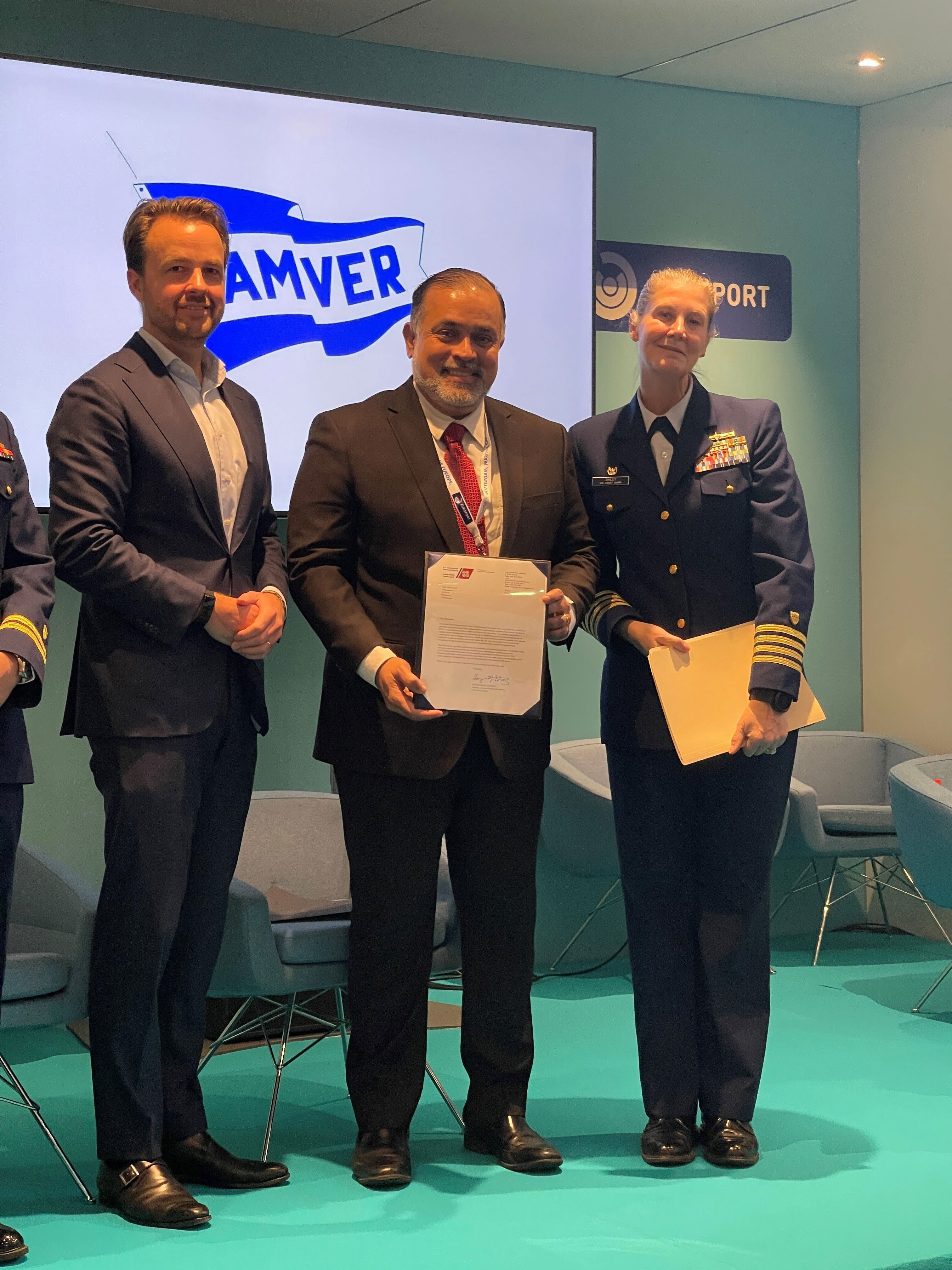 Stolt Tankers receives 46 awards for rescues at sea | News | News ...